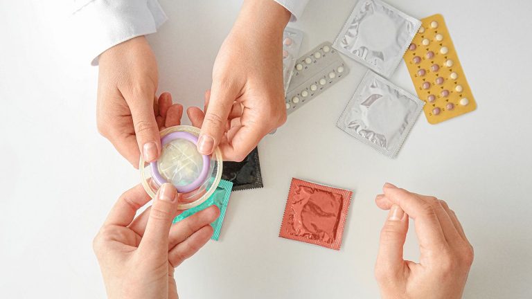 The 5 Most Common Non-Hormonal Birth Control Options - the healthy hen